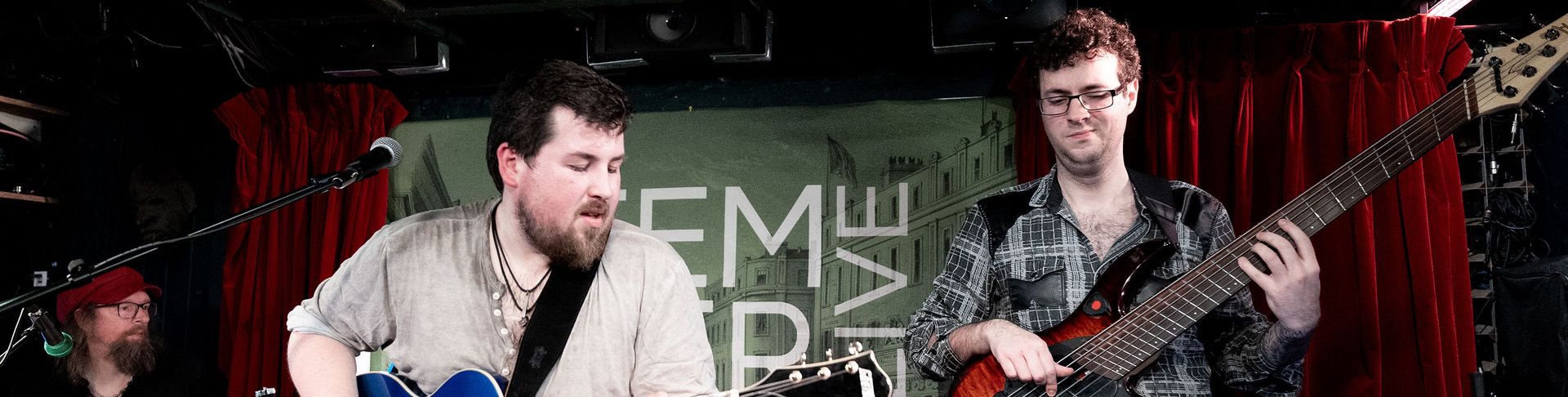 Alex Voysey Trio Thrill Temperance Crowds